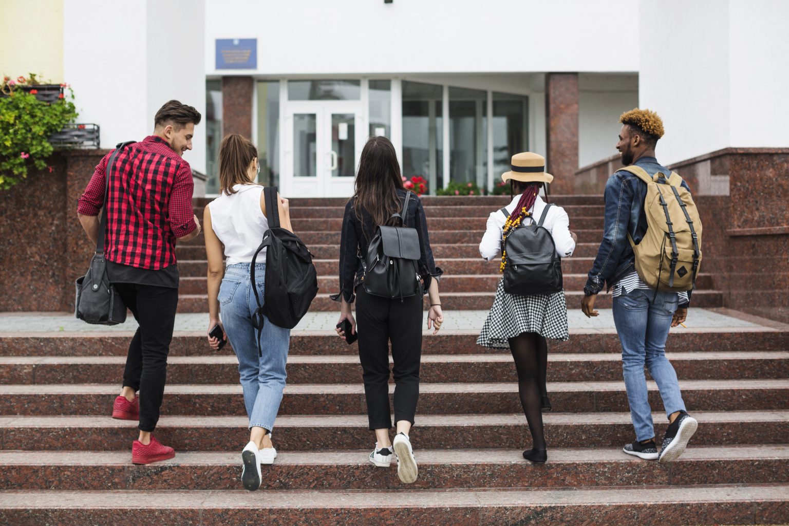 What are the different colleges in Canada? | Canada Admission Hub